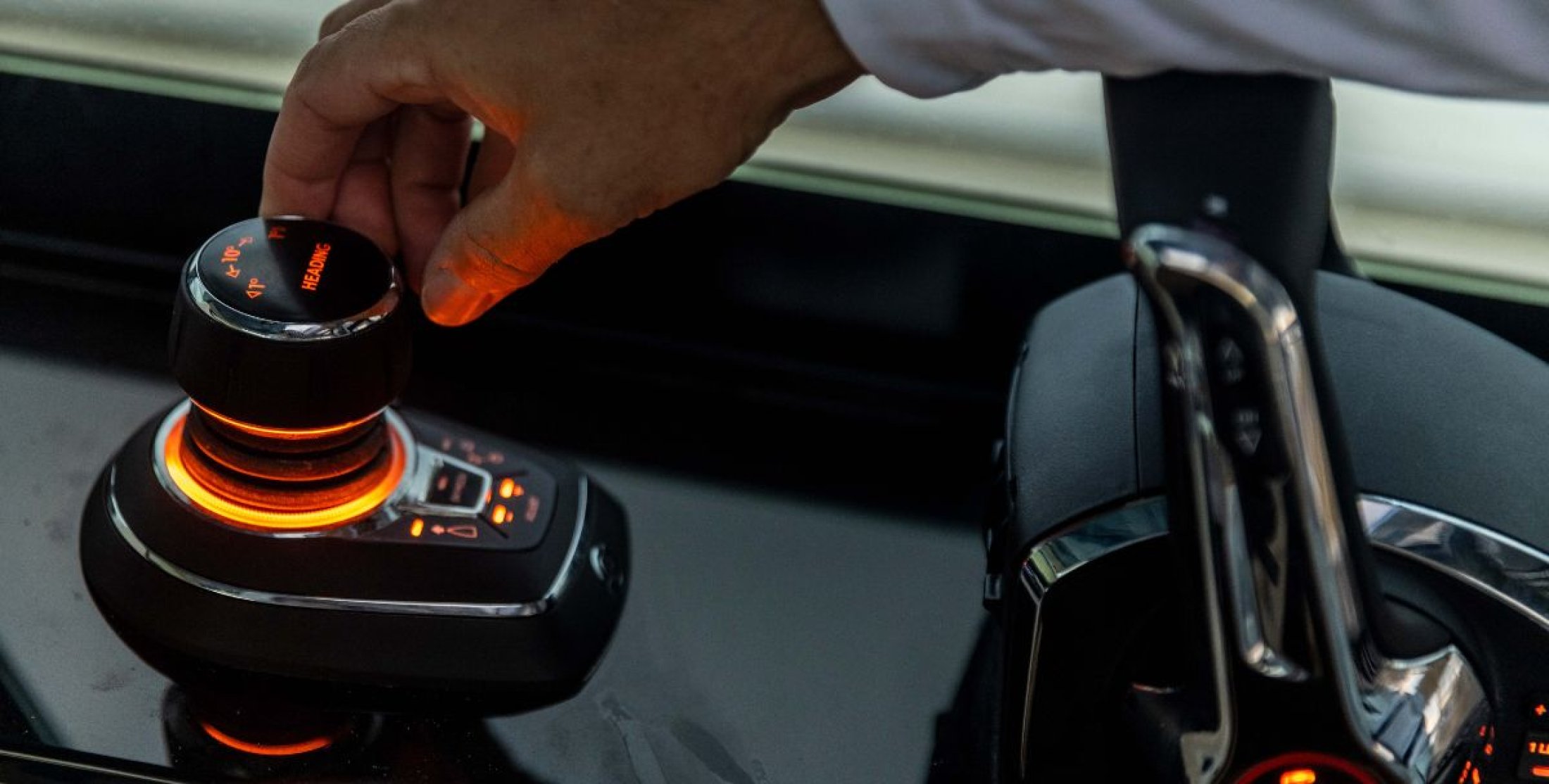 Sleipner joins in on industry's first outboard joystick system with ...