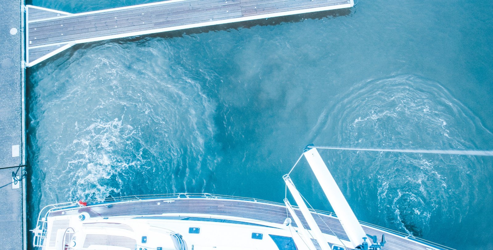 Pros and cons of different thruster solutions - Sleipner Group